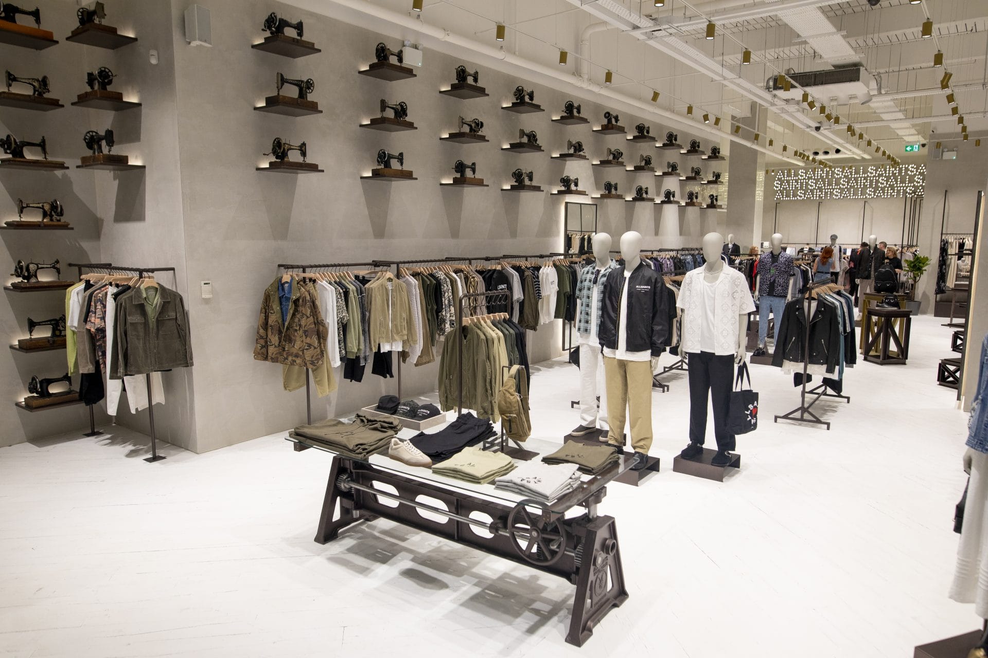 Shop - Trafford Centre